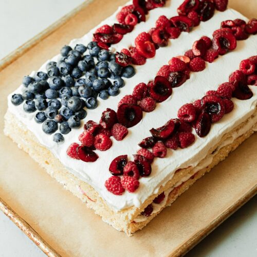 The BEST Flag Cake - A Beautiful Plate