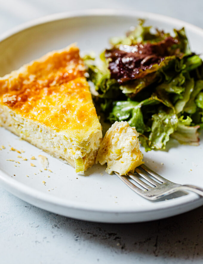 Flaky Quiche Crust Recipe [Easy No Shrink Method] - A Beautiful Plate